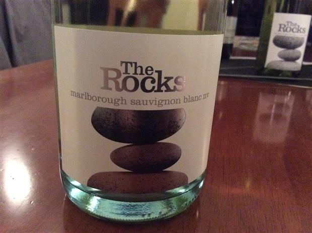 NV The Rocks Sauvignon Blanc, New Zealand, South Island, Marlborough ...