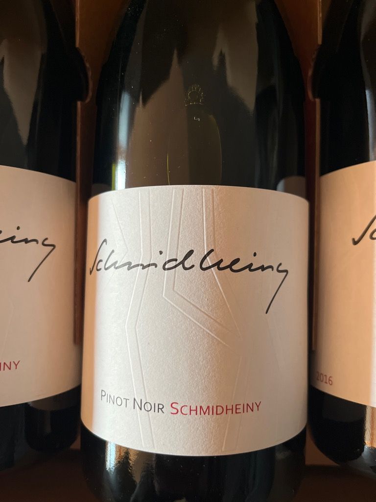 2016 Weingut Schmidheiny Pinot Noir Weingut im Rheintal, Switzerland ...