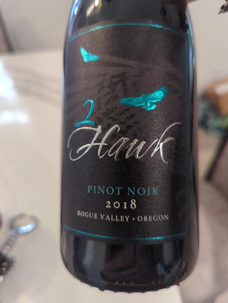 2010 2 Hawk Vineyard & Winery Pinot Noir, USA, Oregon, Southern Oregon ...