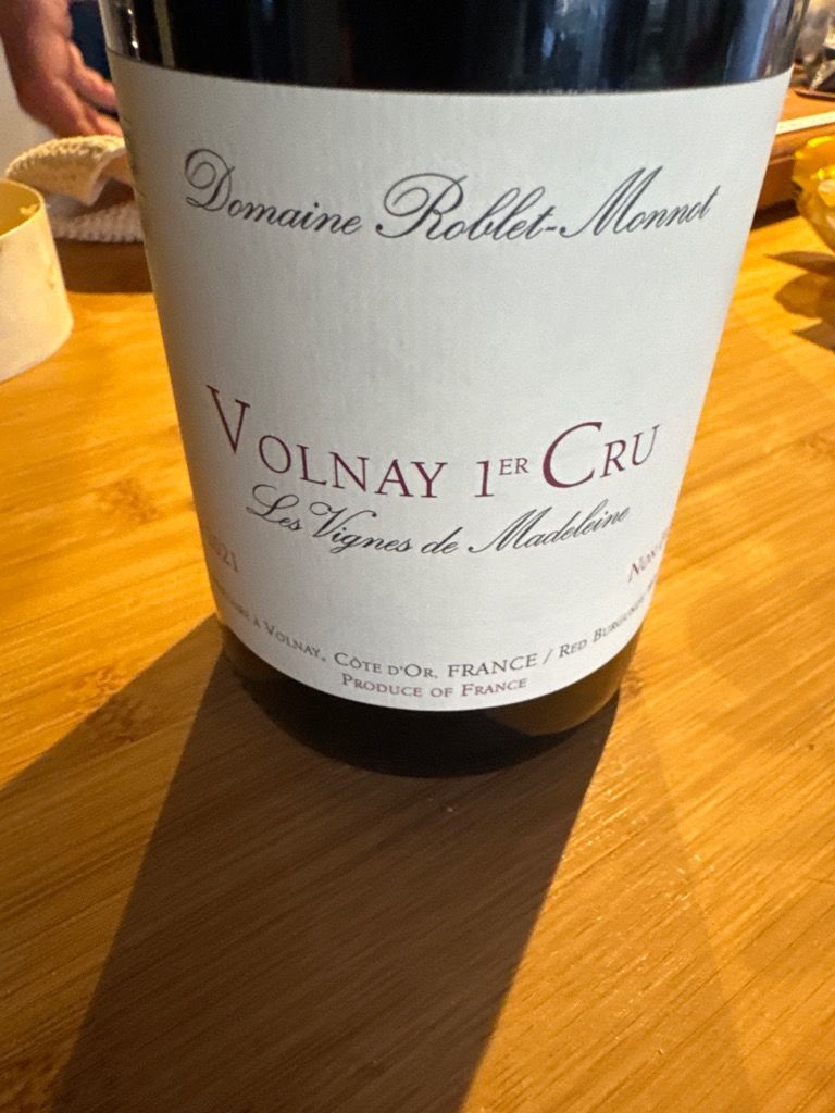 2022 Domaine Roblet-Monnot Volnay 1er Cru Les Vignes de Madeleine ...