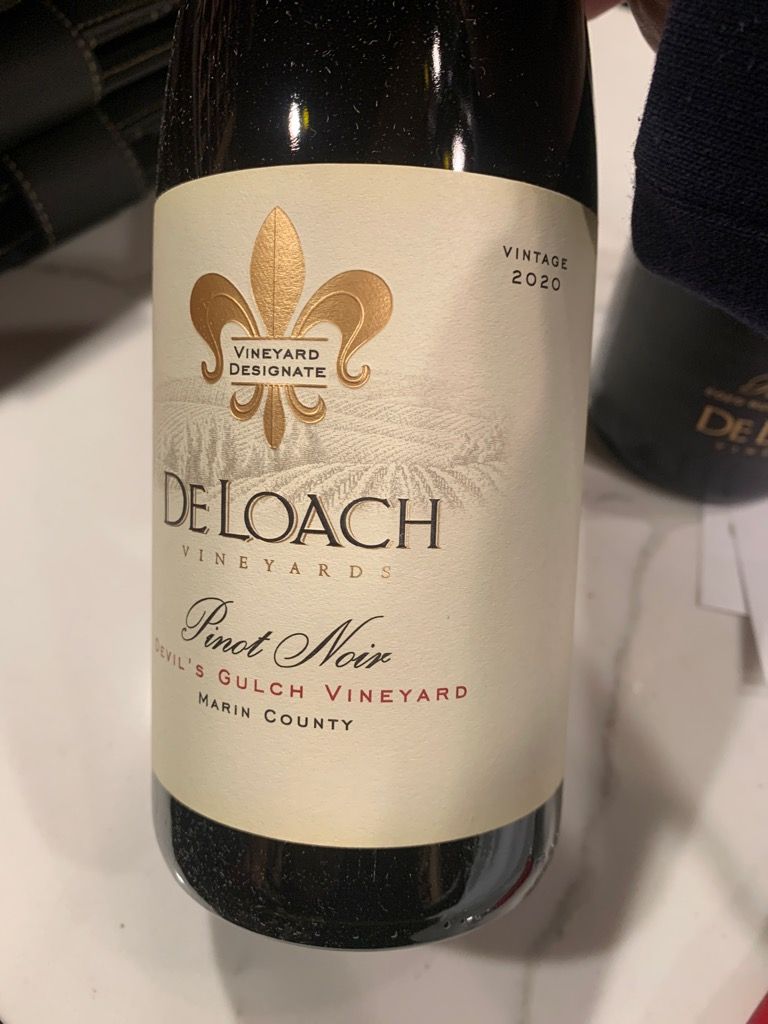 2020 De Loach Pinot Noir Devil's Gulch Vineyard Marin County, USA ...