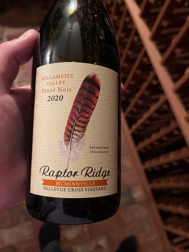 2020 Raptor Ridge Pinot Noir Bellevue Cross, USA, Oregon, Willamette ...