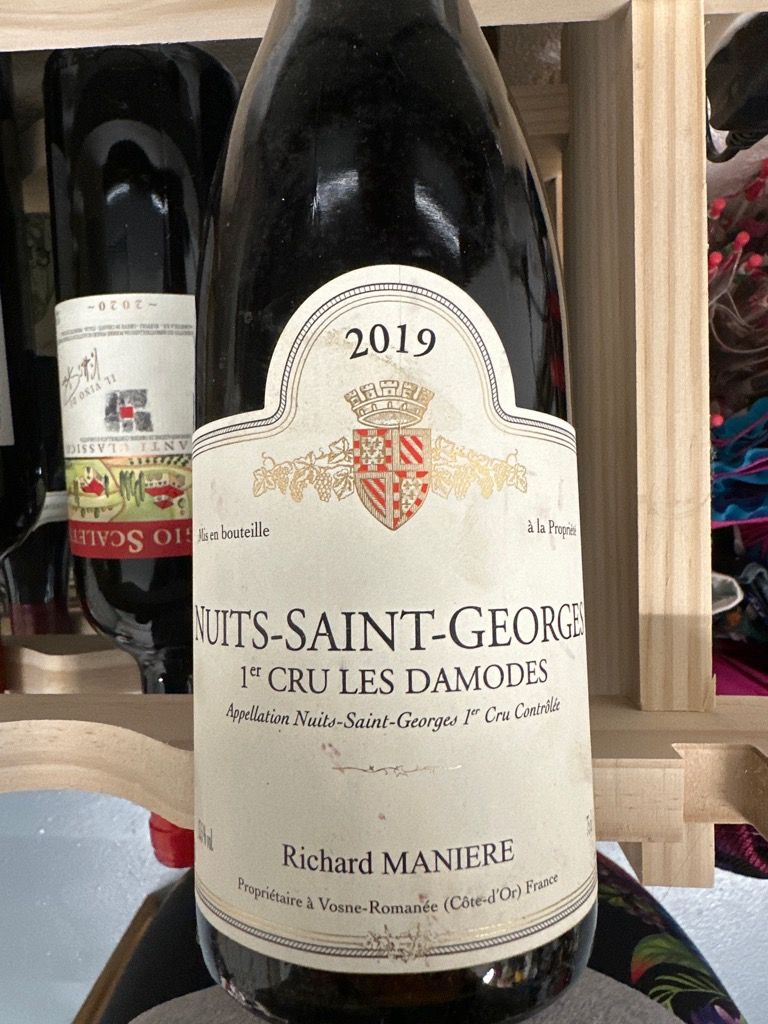 2019 Richard Manière Nuits St. Georges 1er Cru Les Damodes, France ...