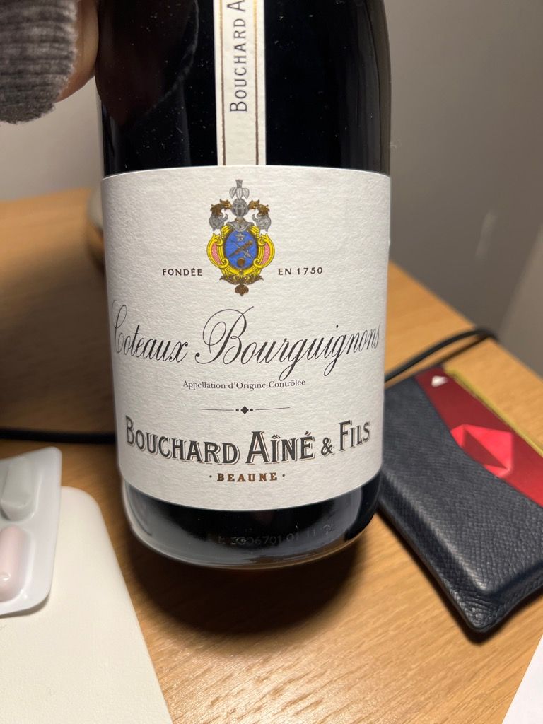 2021 Bouchard Aîné & Fils Bourgogne Hautes-Côtes de Beaune Rouge ...