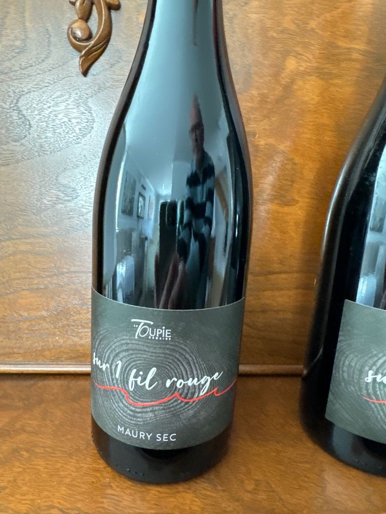 2022 Domaine la Toupie Maury Sec Sur un Fil Rouge, France, Languedoc ...