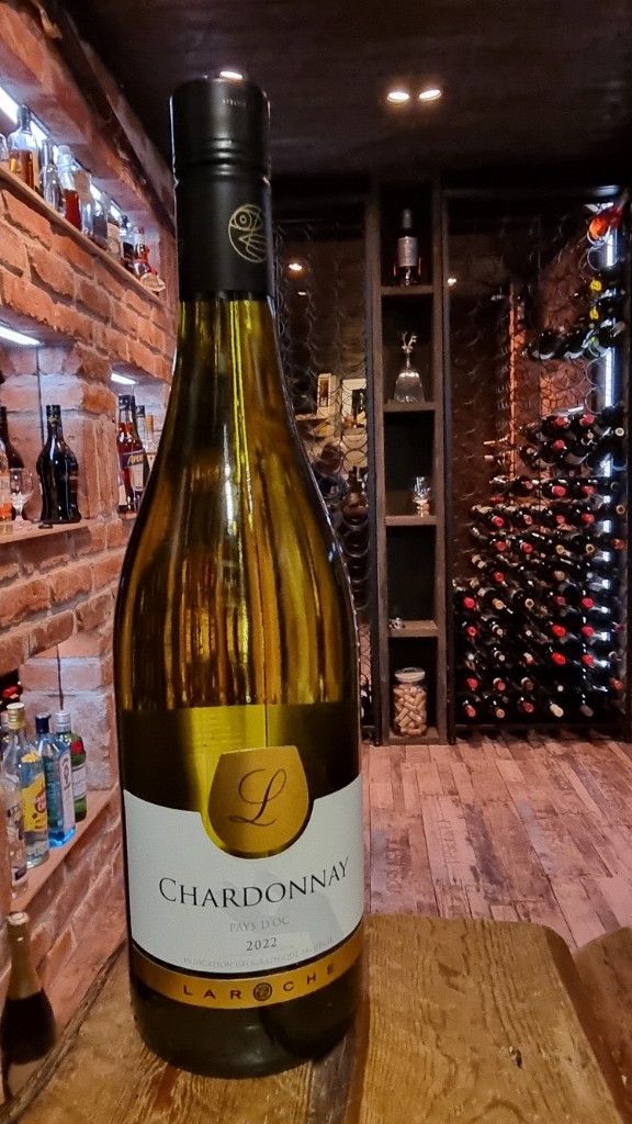 2022 Domaine Laroche Chardonnay "L", France, Languedoc Roussillon, Vin ...