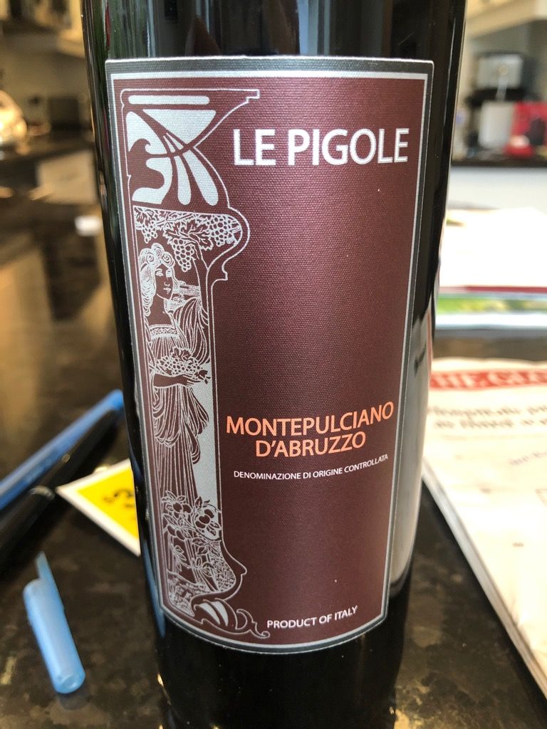 2018 Le Pigole Montepulciano d'Abruzzo, Italy, Abruzzi, Montepulciano d ...