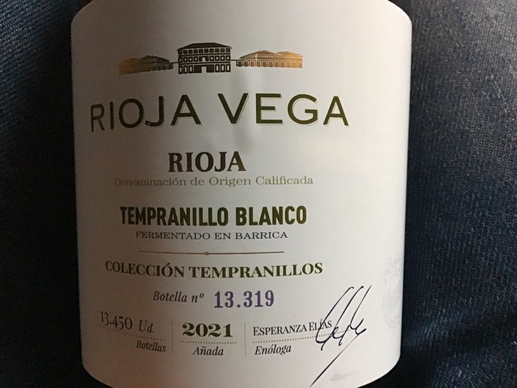 2021 Rioja Vega Tempranillo Blanco Rioja Colección Tempranillos, Spain ...