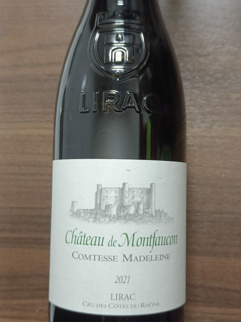 2021 Château de Montfaucon Lirac Blanc Comtesse Madeleine, France ...