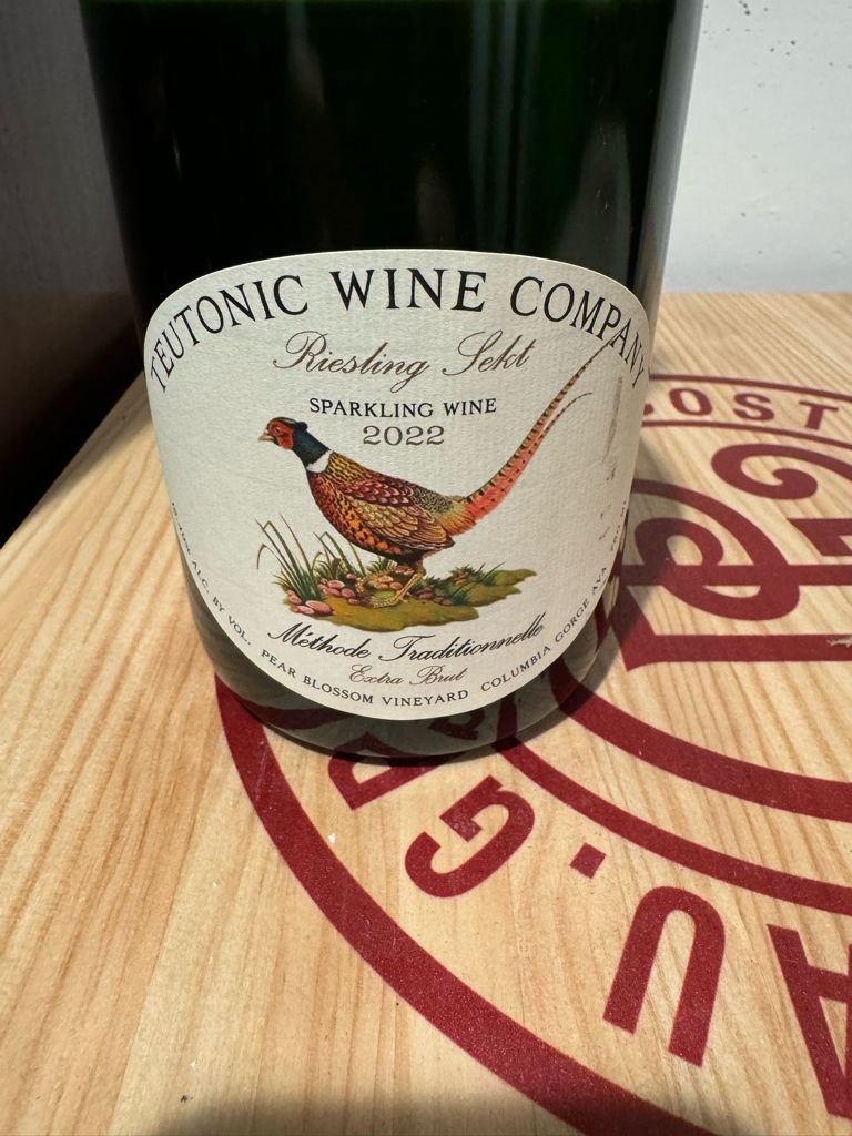 2022 Teutonic Wine Company Riesling Riesling Sekt Extra Brut Method ...