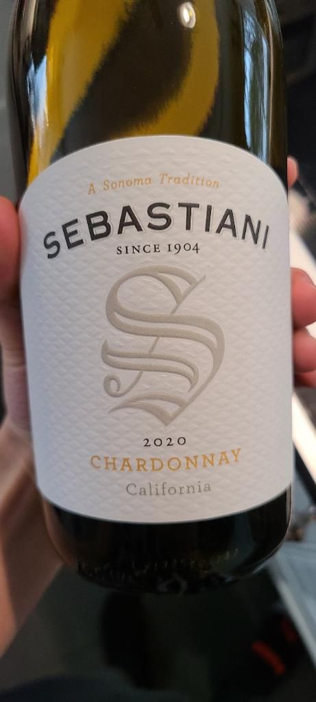 2020 Sebastiani Vineyards & Winery Chardonnay California, USA ...