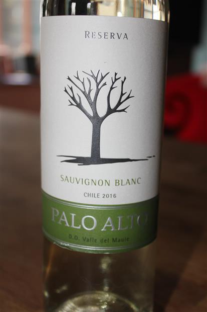 2016 Viña Palo Alto Sauvignon Blanc Reserva, Chile, Maule Valley ...