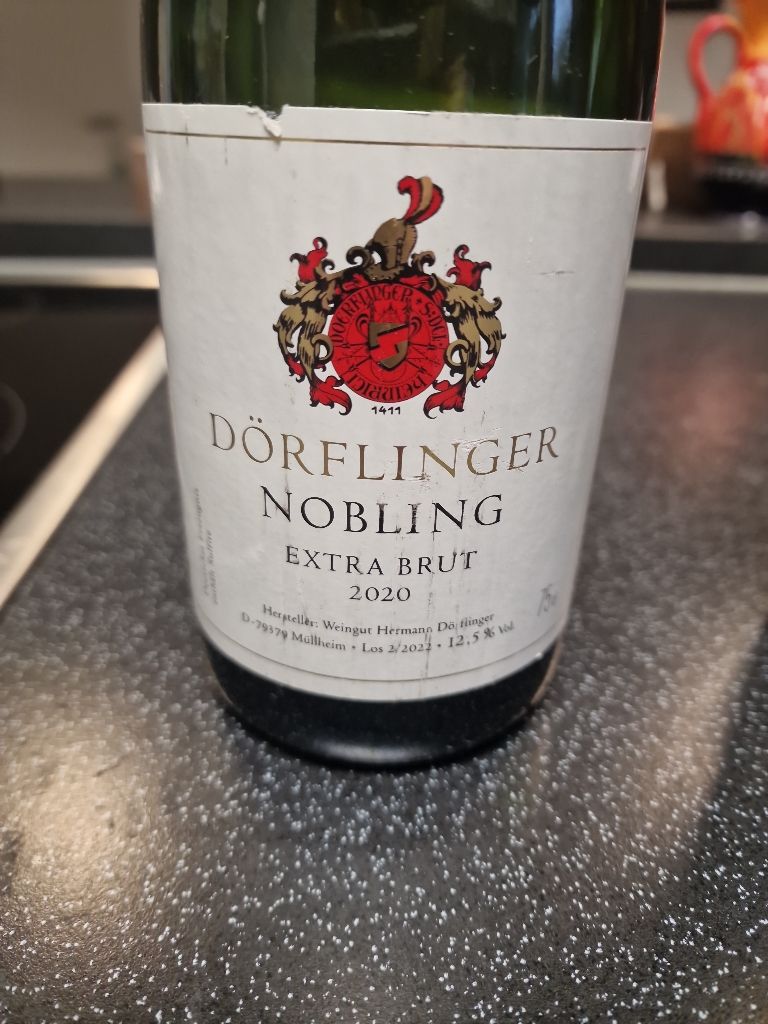 2021 Weingut Dörflinger Nobling Extra Brut (Silvaner x Gutedel ...