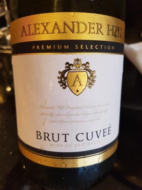 NV Yeringa Estate Alexander Hill Brut Cuveé, Australia, New South Wales ...