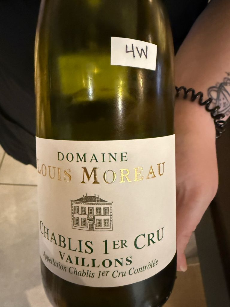 2020 Domaine Louis Moreau Chablis 1er Cru Vau Ligneau, France, Burgundy ...