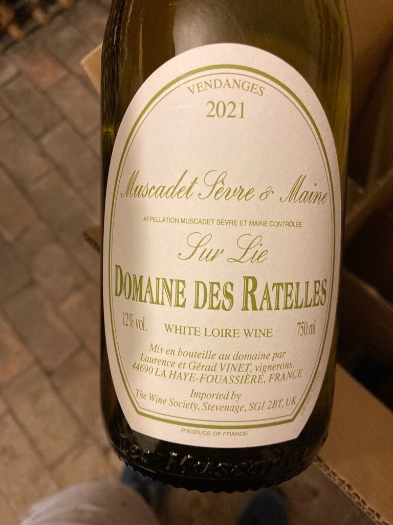 2021 Domaine des Ratelles (Daniel & Gerard Vinet) Muscadet de Sèvre-et ...