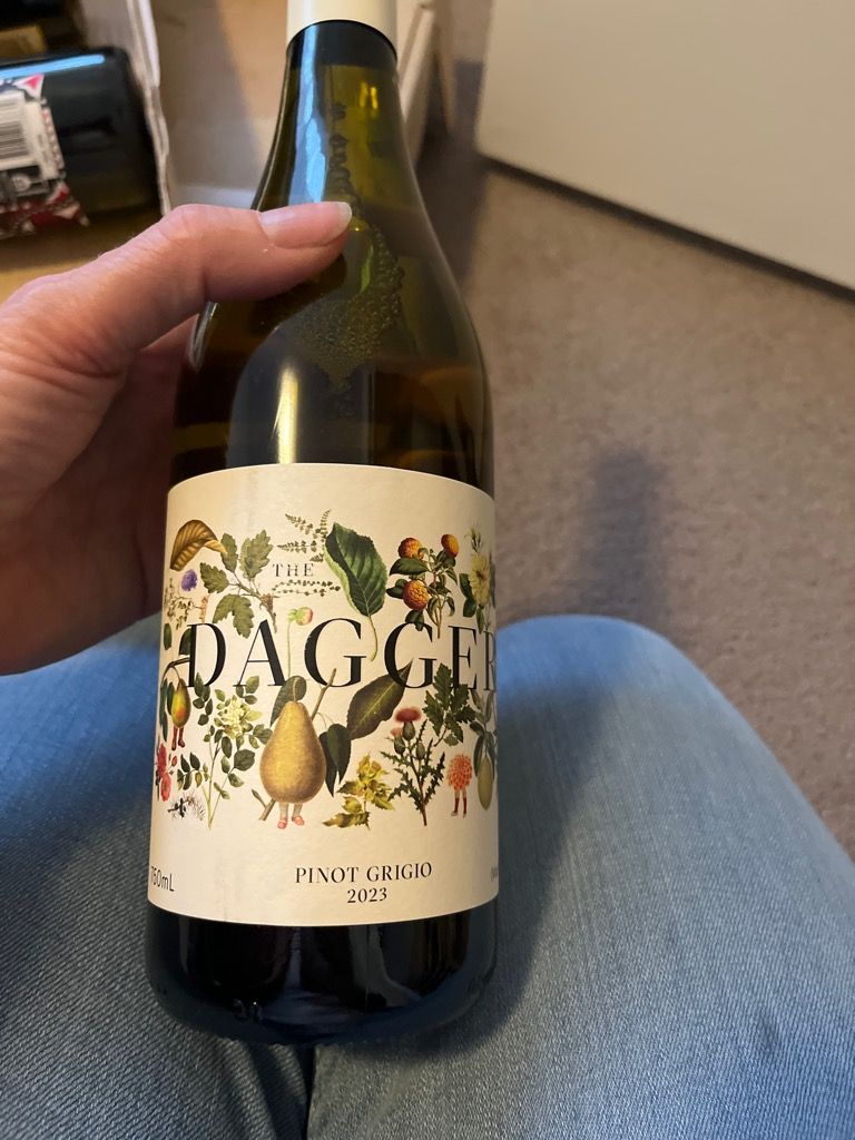 2021 Wine Unplugged Pinot Grigio Cloak & Dagger The Dagger, Australia ...