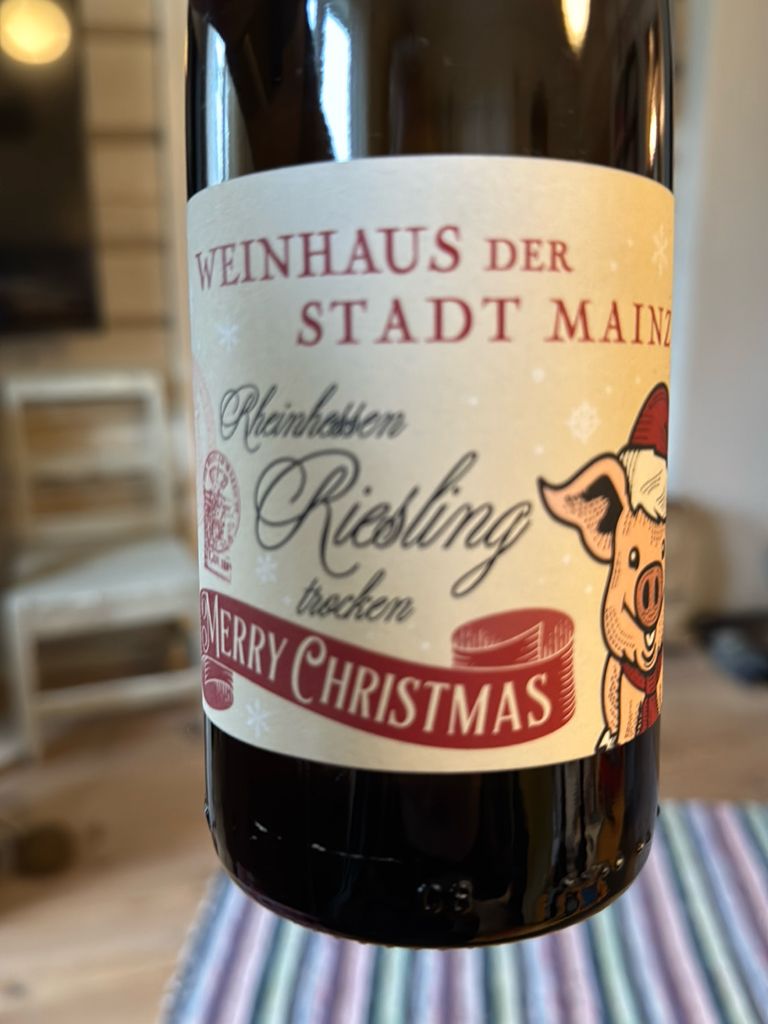 2023 Weingut der Stadt Mainz Riesling Extra Trocken, Germany ...
