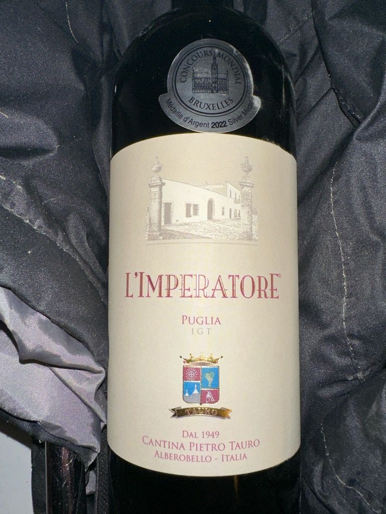 2023 Cantina Soc. Coop. Pietro Tauro L'Imperatore Puglia IGT, Italy ...