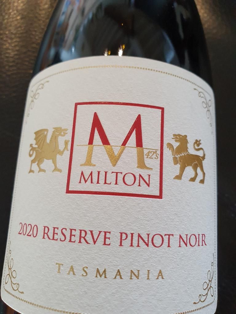 2021 Milton Vineyard Pinot Noir Dunbabin Family reserve, Australia ...