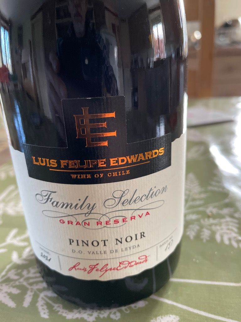2022 Luis Felipe Edwards Family Selection Syrah Pinot Noir Gran Reserva ...