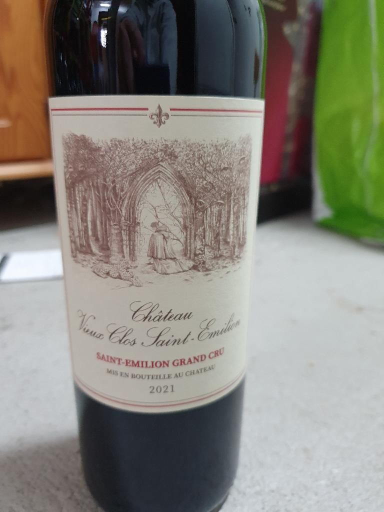 2023 Vignobles Daniel Mouty Chateau Vieux Clos Saint Emilion, France, Bordeaux, Libournais, St ...