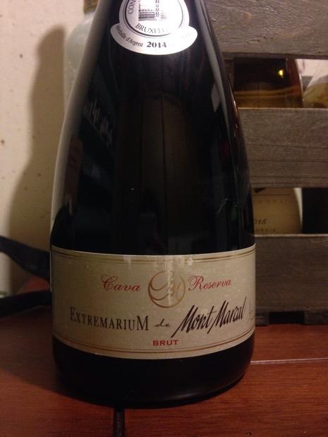2014 Mont Marçal Cava Extremarium de Mont-Marcal Reserva, Spain, Cava ...