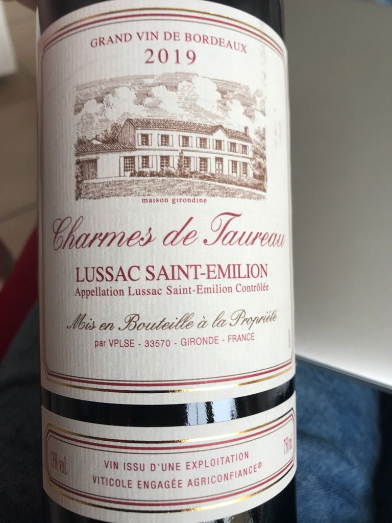 2021 Château Taureau, France, Bordeaux, Libournais, Lussac-St. Émilion ...
