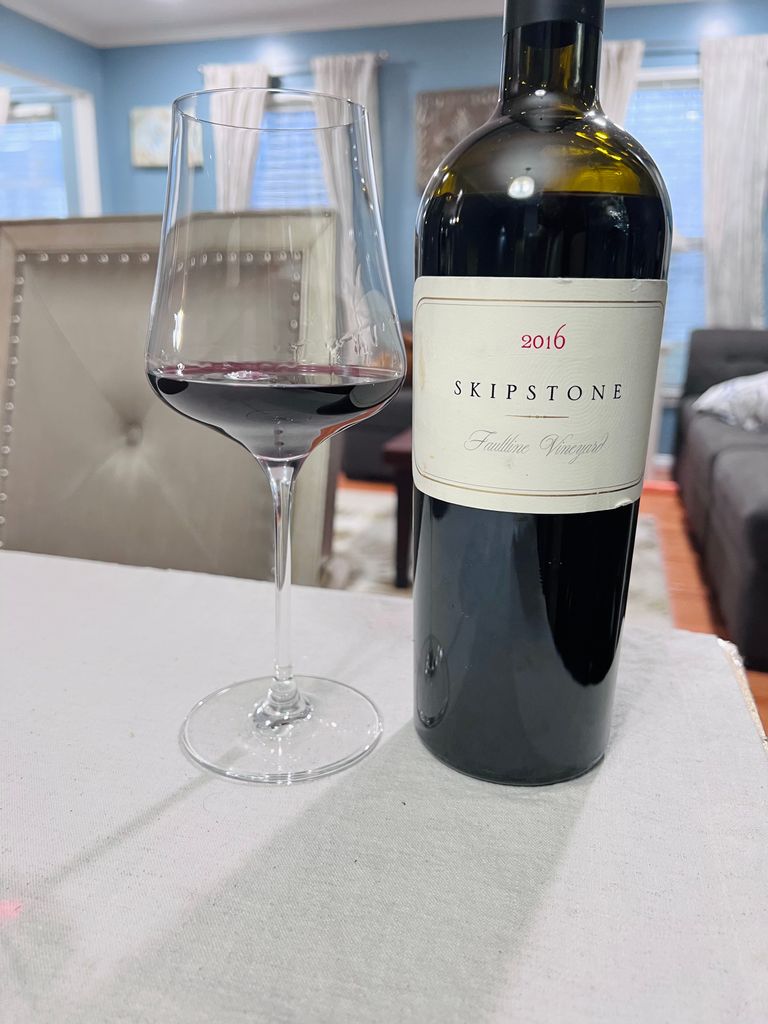 2016 Skipstone Faultline Vineyard, USA, California, Sonoma County ...