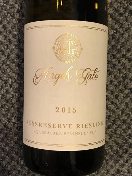 2015 Angels Gate Winery Riesling Sussreserve, Canada, Ontario, Niagara ...