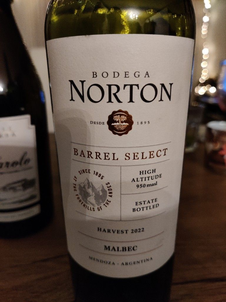 2022 Bodega Norton Malbec Barrel Select, Argentina, Mendoza, Lujan de Cuyo - CellarTracker