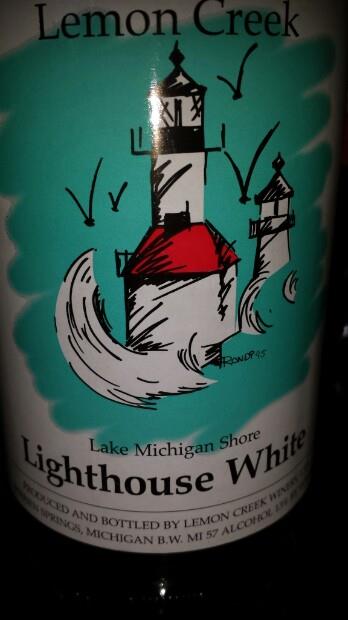 2021 Lemon Creek Winery Lighthouse White, USA, Michigan, Lake Michigan ...