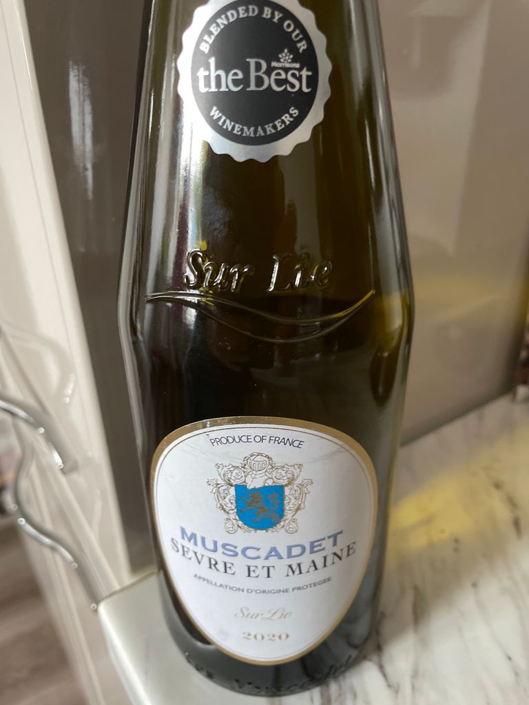 2022 Gilbert Chon Muscadet de Sèvre-et-Maine, France, Loire Valley ...