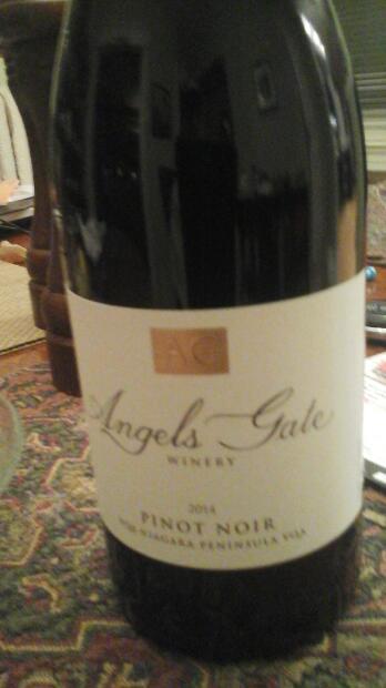 2014 Angels Gate Winery Pinot Noir, Canada, Ontario, Niagara Peninsula ...