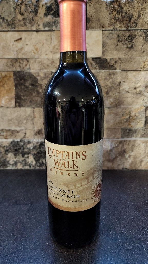 2015 Captain's Walk Winery Cabernet Sauvignon Sierra Foothills, USA ...