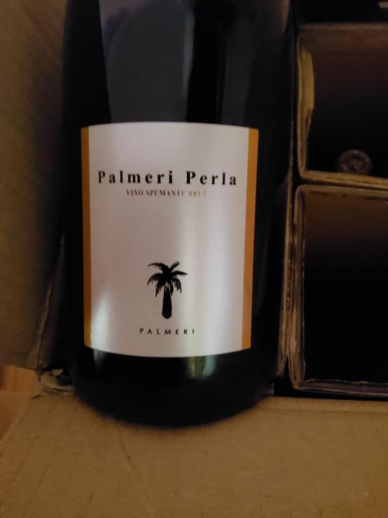 NV Tenuta Palmeri Perla Brut, Italy, Sicily, Terre Siciliane ...