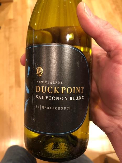 2013 Duck Point Sauvignon Blanc, New Zealand, North Island, Gisborne ...