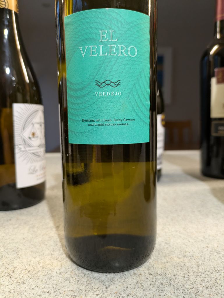 NV El Velero Verdejo, Spain, Castilla-La Mancha, Valdepeñas - CellarTracker