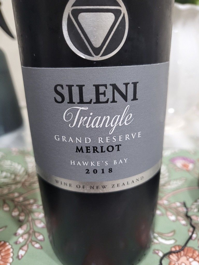 2021 Sileni Merlot Triangle Grand Reserve, New Zealand, North Island ...