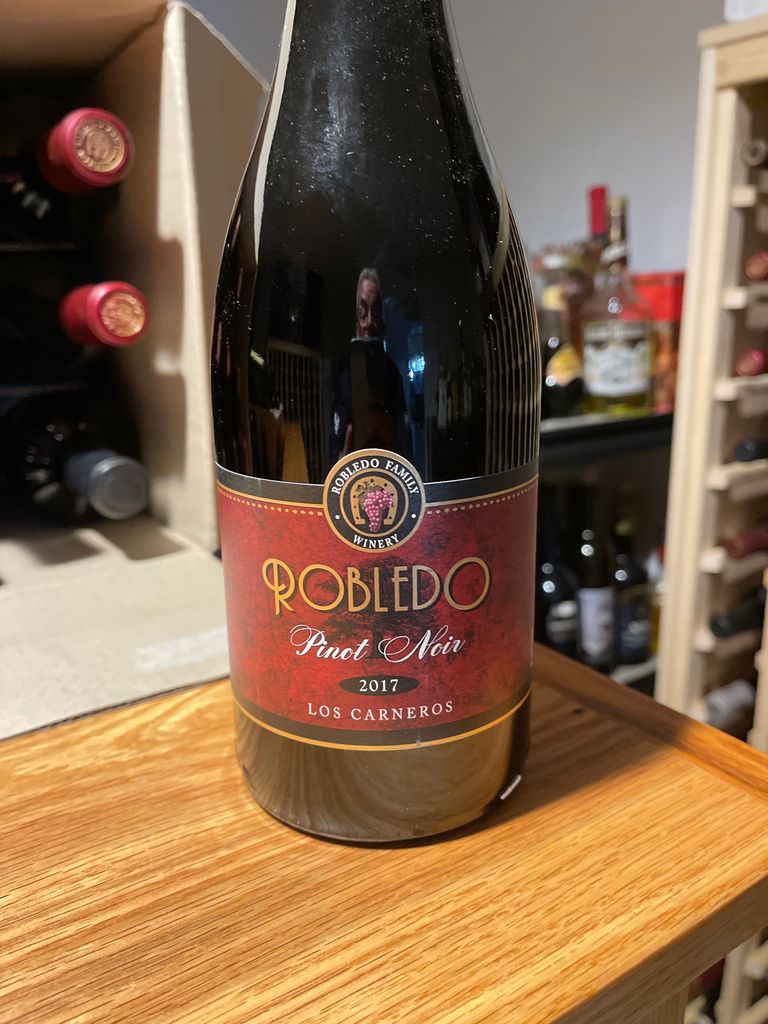 2017 Robledo Family Winery Pinot Noir Los Carneros Rancho Rincon ...