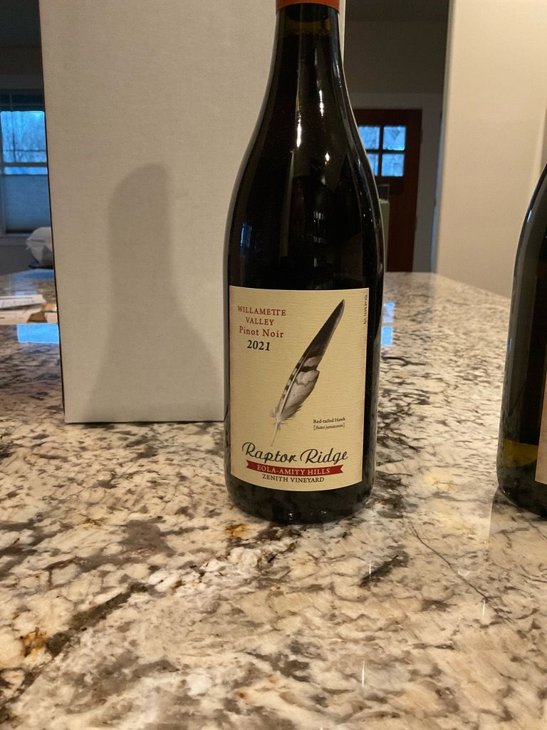 2021 Raptor Ridge Pinot Noir 777 Clone Zenith Vineyard, USA, Oregon ...