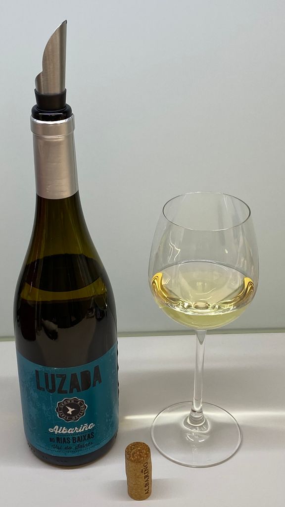 2016 Luzada Xil Rías Baixas Albarino Val do Salnés, Spain, Galicia ...