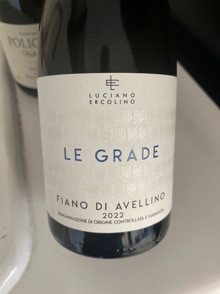 2022 Vinosia Fiano di Avellino le Grade, Italy, Campania, Fiano di ...