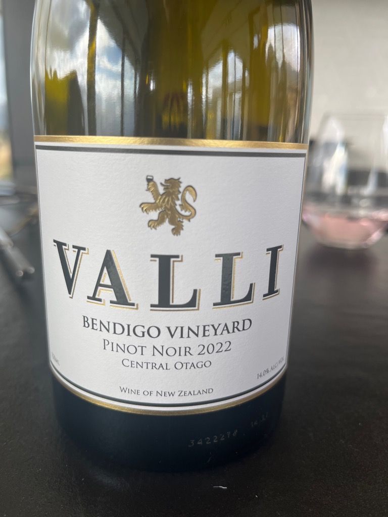 2022 Valli Pinot Noir Bendigo Vineyard, New Zealand, South Island ...