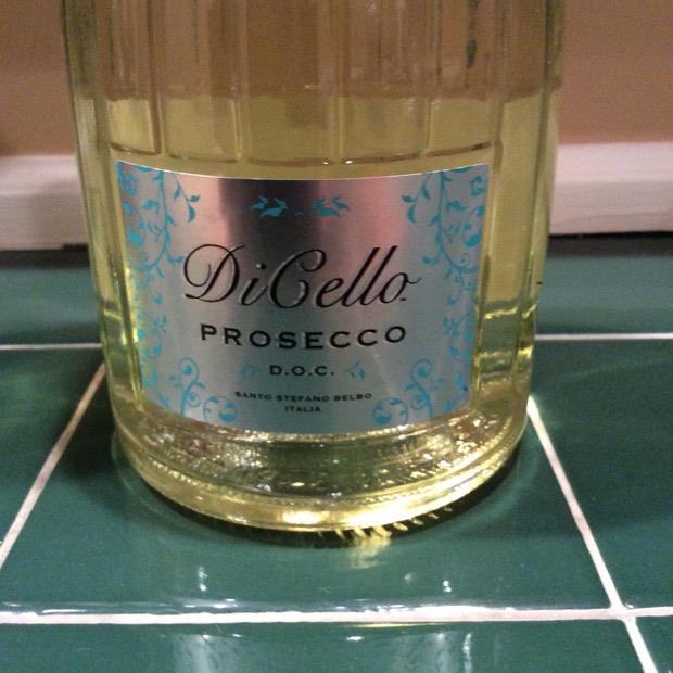 NV DiCello Prosecco di Conegliano-Valdobbiadene, Italy, Veneto ...