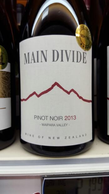 2013 Main Divide Pinot Noir, New Zealand, South Island, Marlborough ...