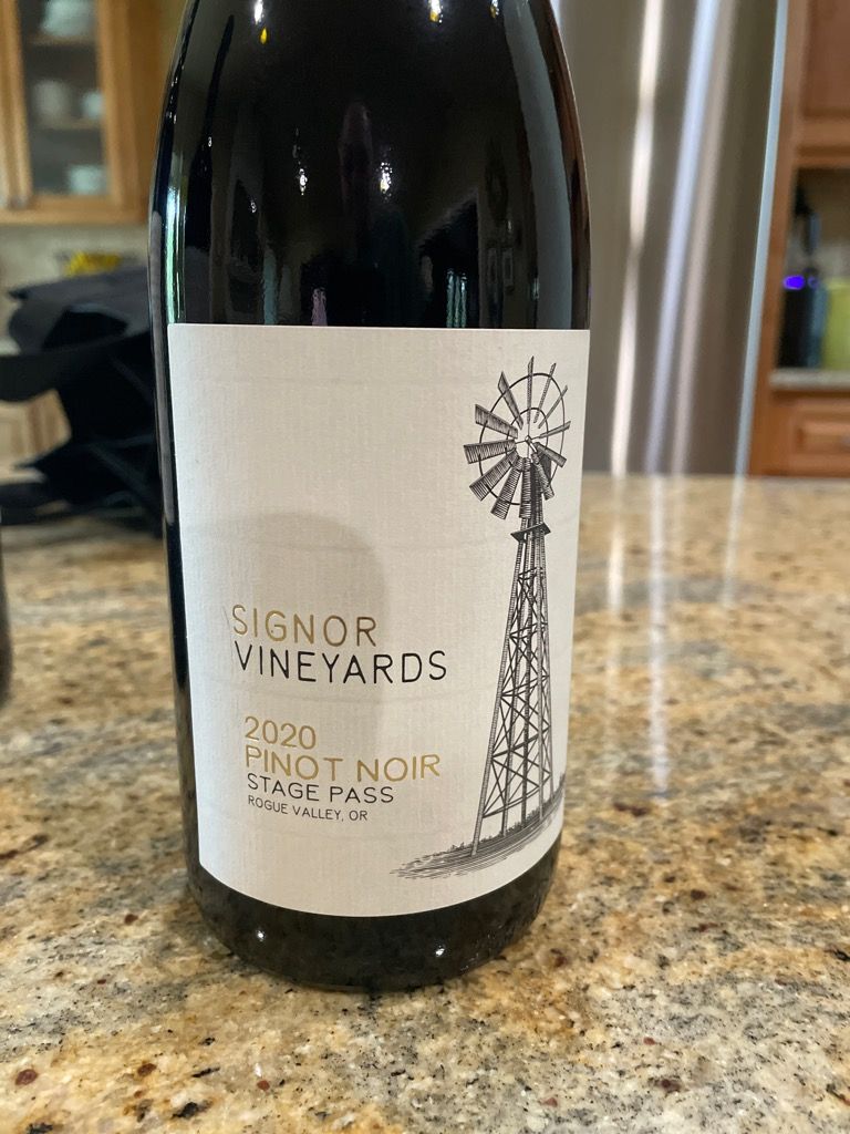 2020 Signor Vineyards Pinot Noir Stage Pass, USA, Oregon, Southern ...