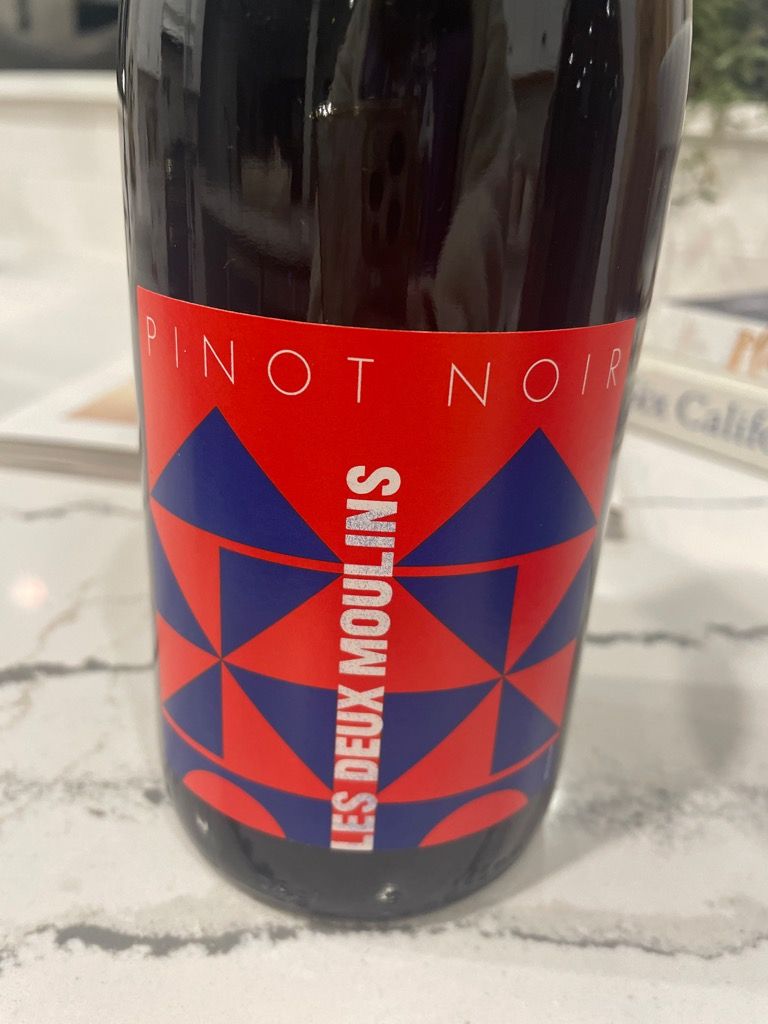 2022 Domaine Les Deux Moulins Les Deux Moulins, France, Vin de France ...