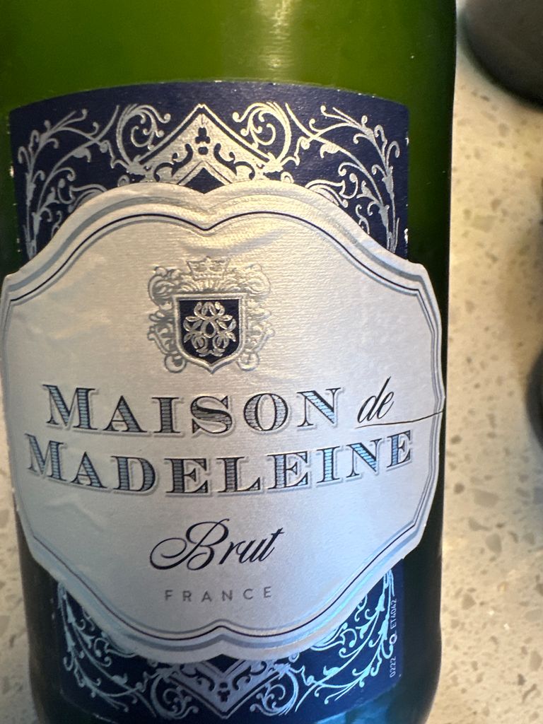 NV EMB 21054W Maison de Madeleine Brut, France - CellarTracker