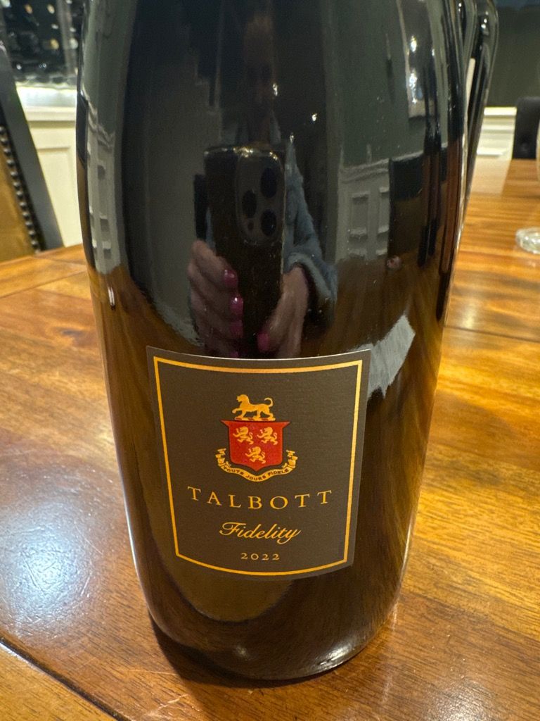 2022 Talbott Pinot Noir Fidelity Sleepy Hollow Vineyard, USA ...